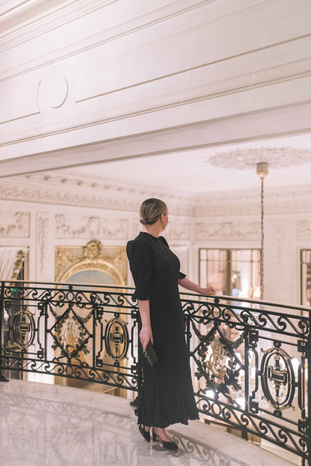 What to Wear in Paris at Night - wit & whimsy